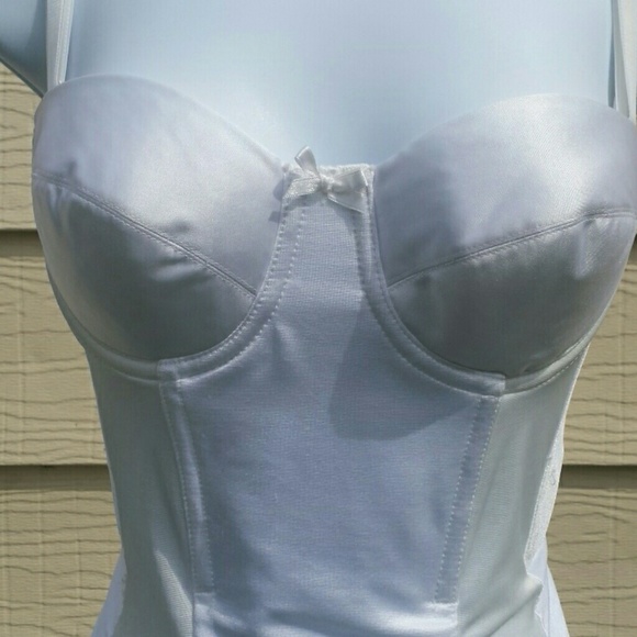 Va Bien | Intimates & Sleepwear | Beautiful Shapewear | Poshmark